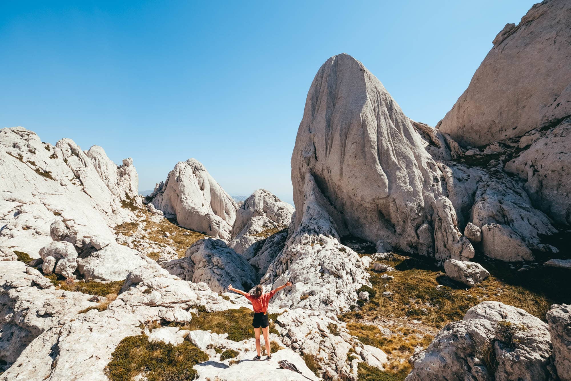 Beklim de Tulove Grede in het Velebit gebergte van Kroatië - REISJUNK