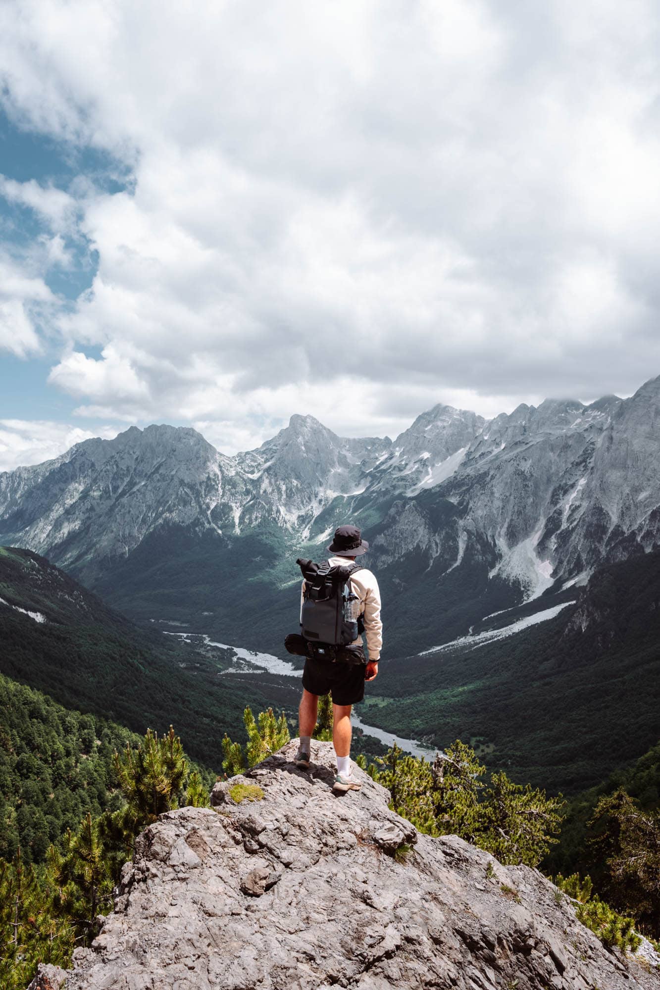Valbona Pass Hike: De wandeling van Theth naar Valbona